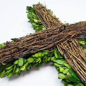 Boxwood Cross, Cross Wreath, Easter, Wreath, Religious Wreath, Spring ...