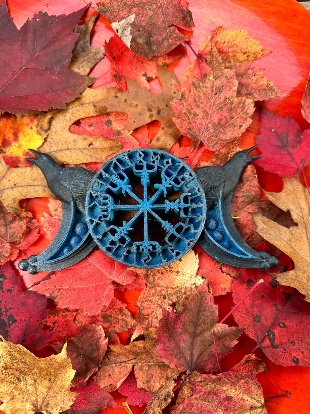 Vegvisir - Odin's Crows Huginn and Muninn - Norse/viking Moon Altar ...