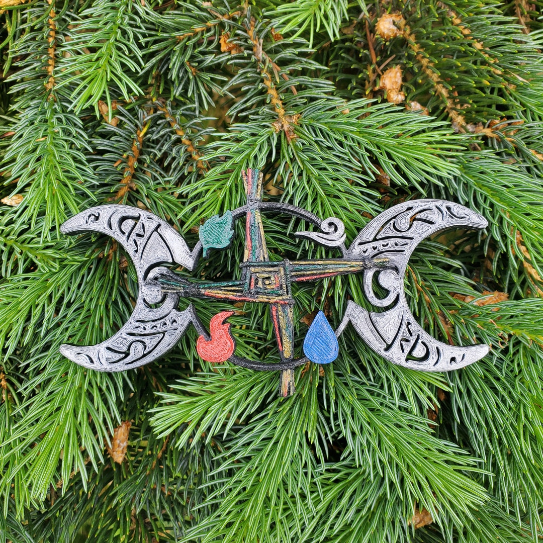Brigid's Cross - Triple Goddess Altar - 4 Elements, Earth, Air, Fire ...