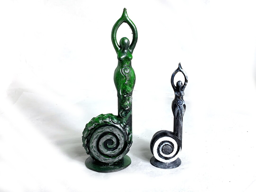 Goddess of Note, Music-inspired Spiral Goddess, Altar Statue, Bard ...