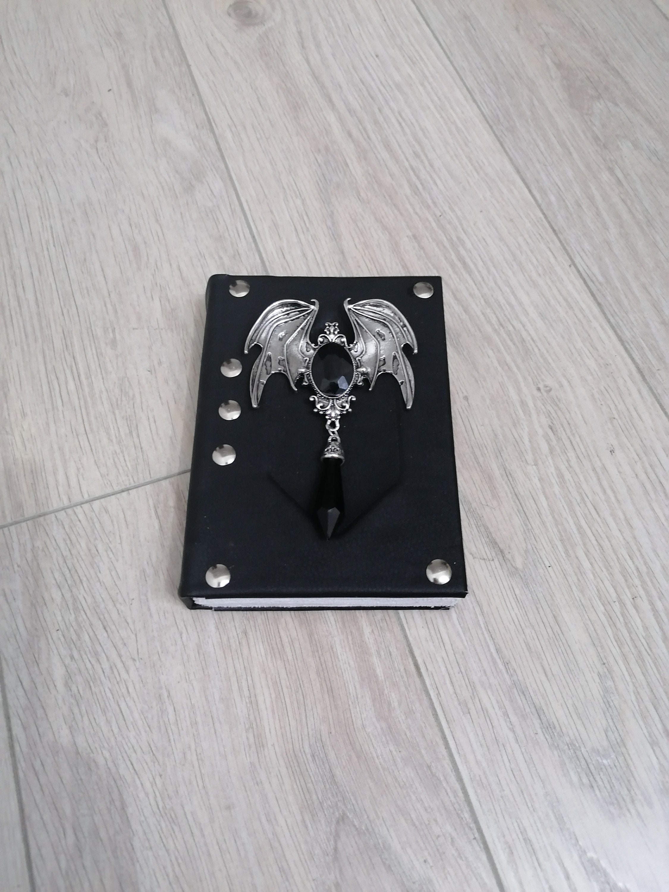 Bat Gothic Bat Vampire Bat Vampire Diary Vampire Bat Diaries Gothic ...