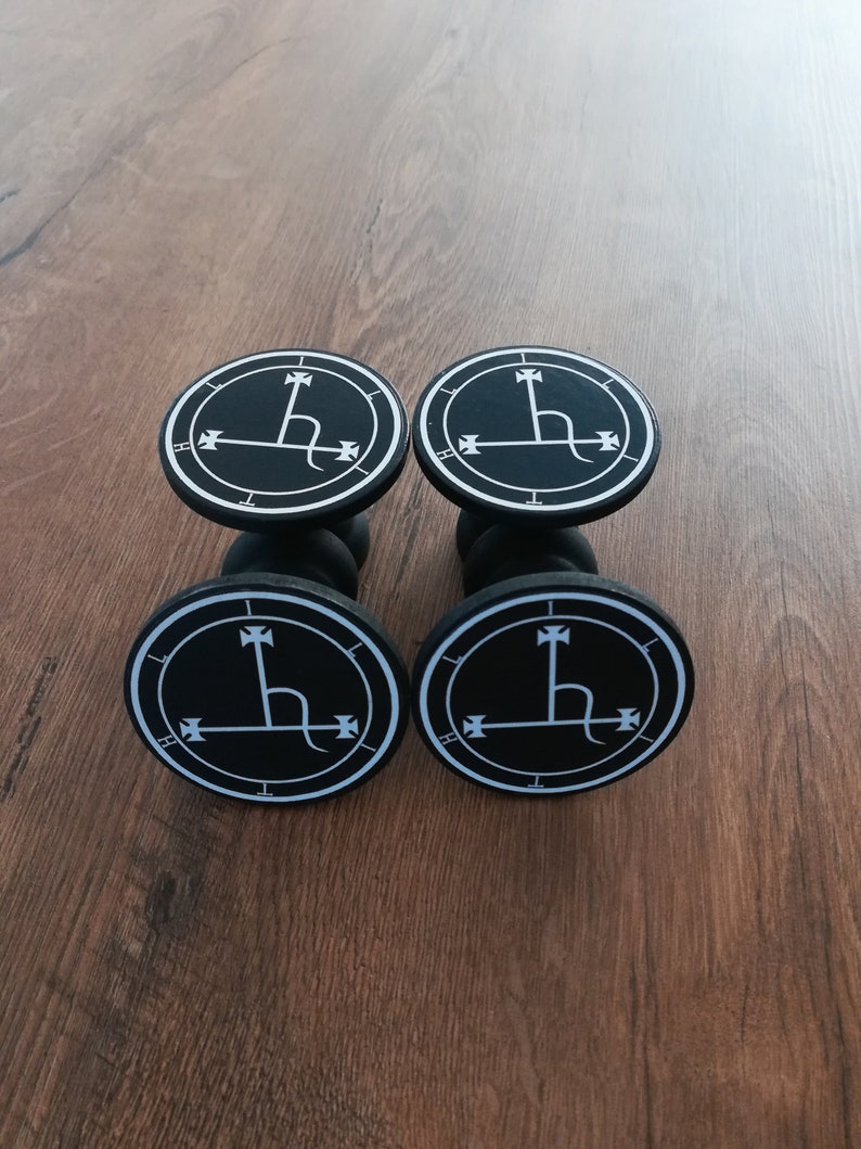 Sigil of Lilith Muffin Cake Stand Black Moon Lilith Cake Mini - Etsy