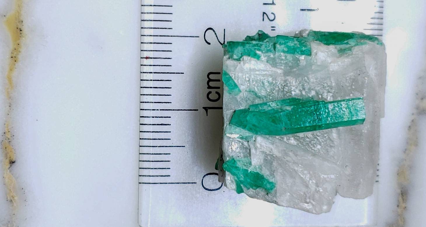 Rare Emerald Beryl Crystals in White Quartz, From Columbia Chivor Mine ...