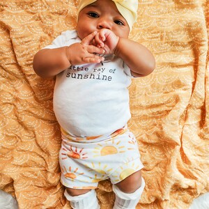 Sun Baby Bummies and Bow Set, Baby Girl Coming Home Outfit, Little Ray of Sunshine Bloomers Bow ...