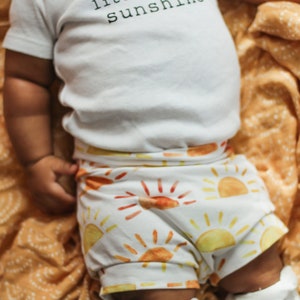 Sun Baby Bummies and Bow Set, Baby Girl Coming Home Outfit, Little Ray of Sunshine Bloomers Bow ...
