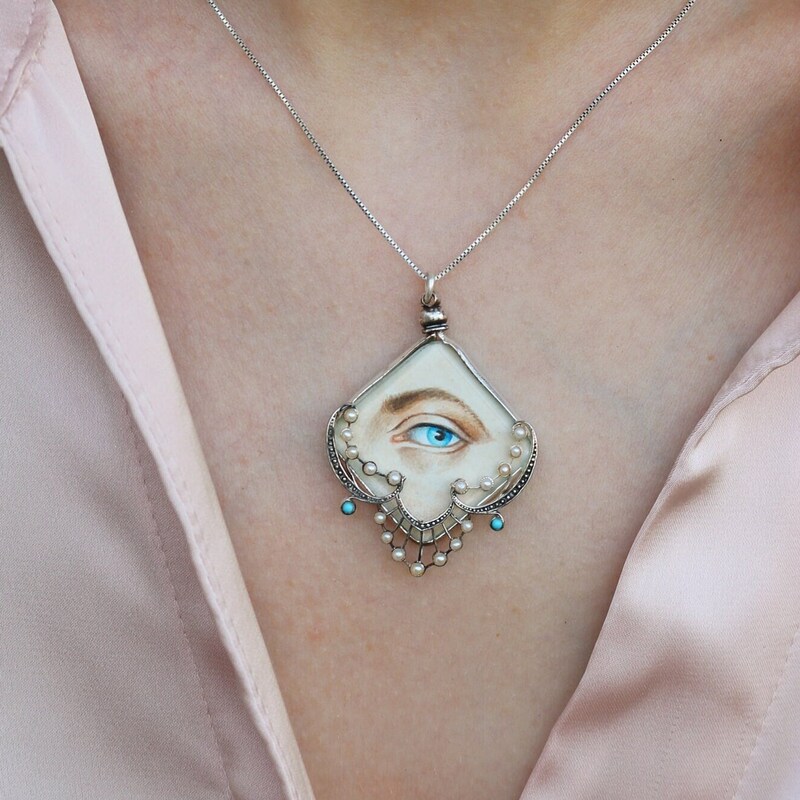 Art Nouveau Locket - Etsy