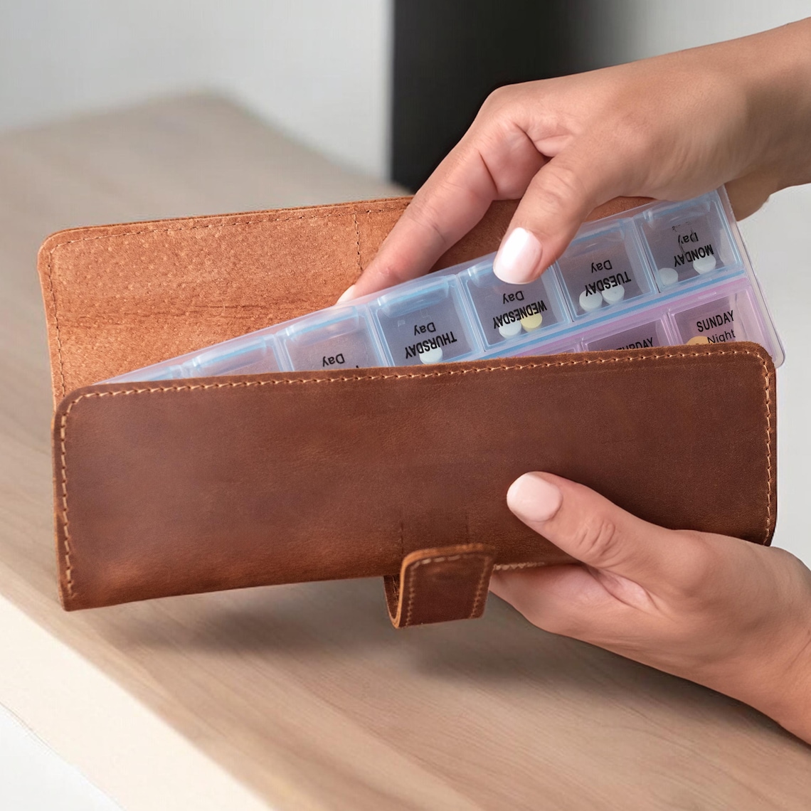 Custom Leather Medicine Wallet, Weekly Pill Holder, Travel Pill Case ...