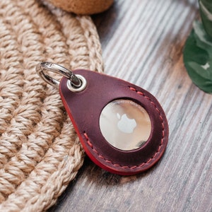 Handmade Leather Keychain With AirTag Pocket - Stylish AirTag Holder ...