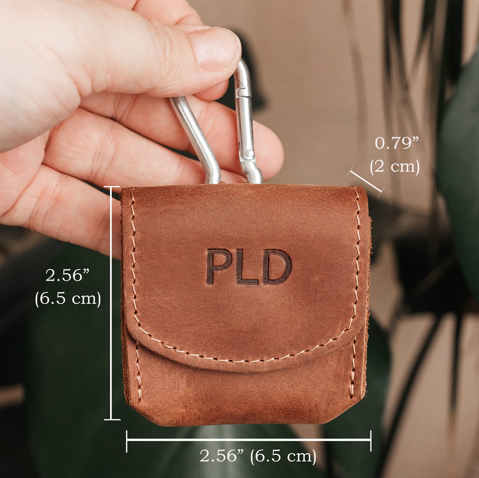 Genuine Leather Dice Case With Belt Carabiner Stylish DND Dice Carrying ...