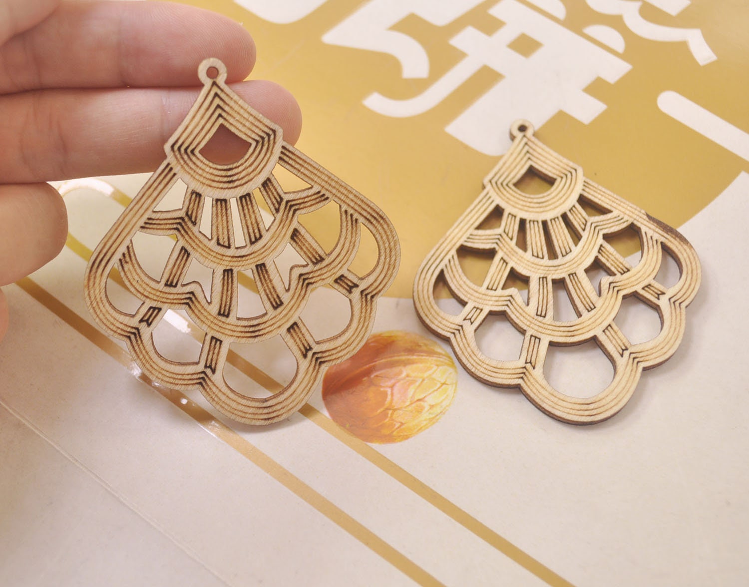 8pieces Wood Filigree Flower Teardrop,wood Drop Charm, Jewelry Necklace ...