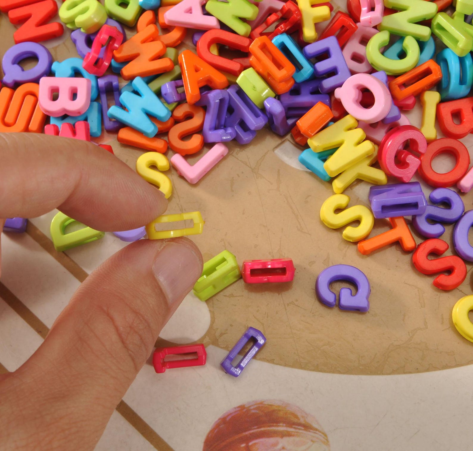 200 Acrylic Alphabet Letter Beads Pattern,abc Name Initial Letter Beads ...