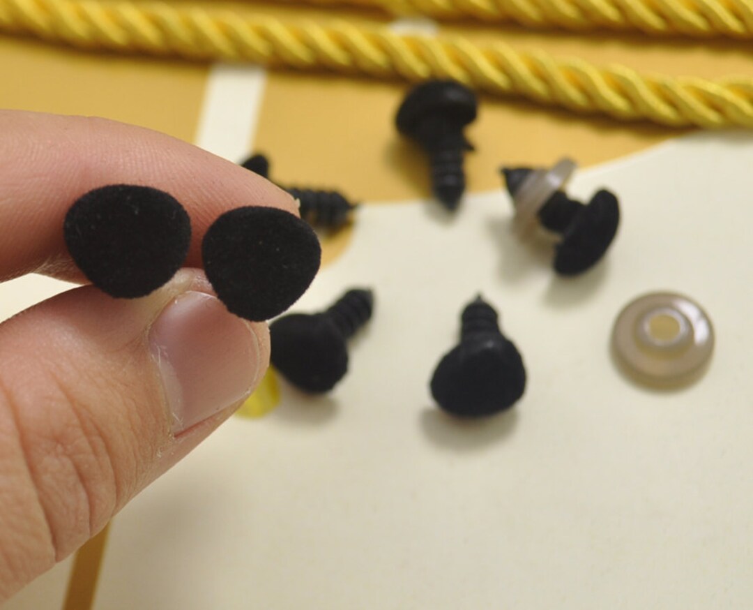 11x9.5mm Black Flocking Nose Safety Nose Triangle Nose Safety Eye ...