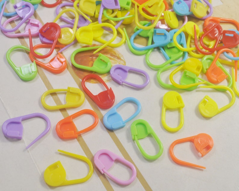 Plastic Safety Pin,50pcs Mixed Colours Plastic Stitch Markers Holders ...