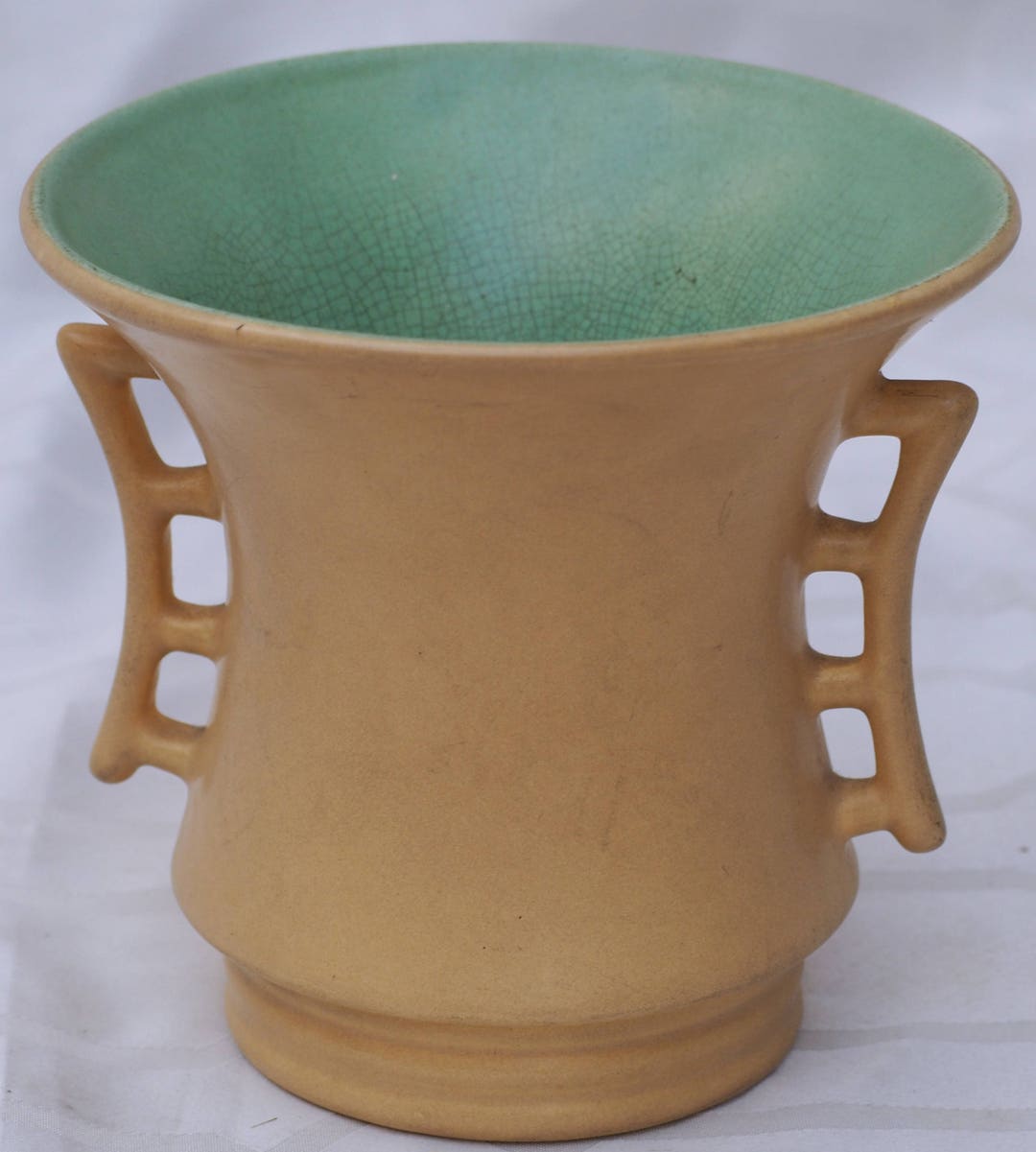 Rumrill Vase Art Deco Red Wing Pottery RUMRILL Handled Vase 636 Yellow ...