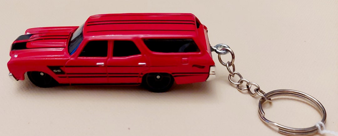 Keychain - '70 Chevelle Wagon (EK0122) FREE SHIPPING - Etsy