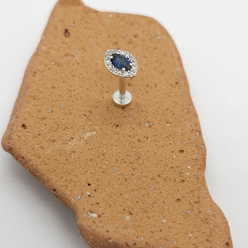 Labret Piercing - Etsy