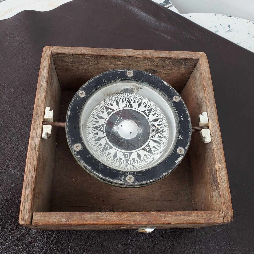 Compass Made in Japan by Saura Keiki Seisakusho Co. Ltd - Etsy Canada
