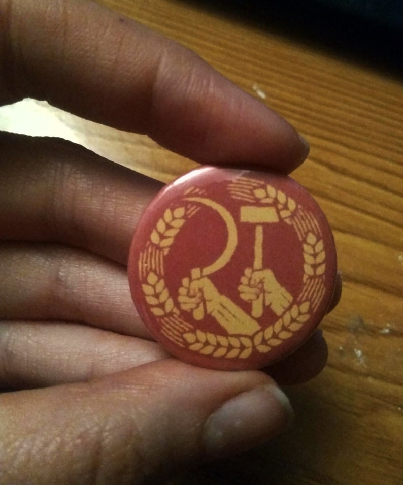 Communism Wheel Hammer and Sickle Button Badge Pin Badge Brooch - Etsy