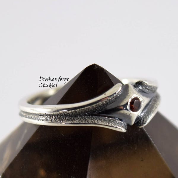 Flush Set Ring - Etsy