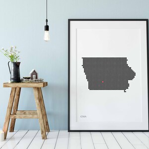 IOWA US State Minimal Dots Retro Map Poster Black White Wall Decor ...