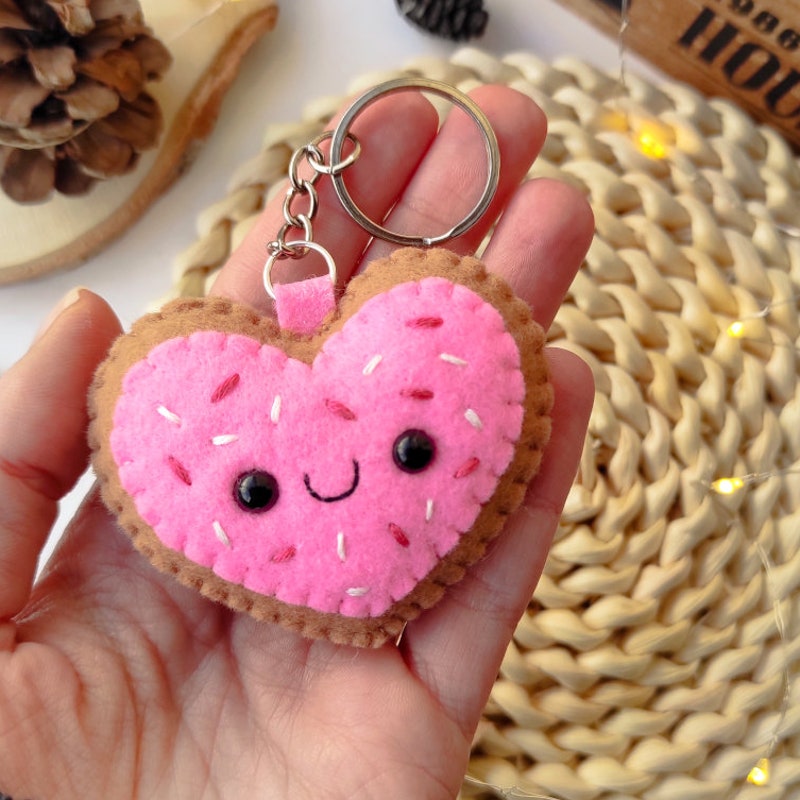 Felt Keychain - Etsy
