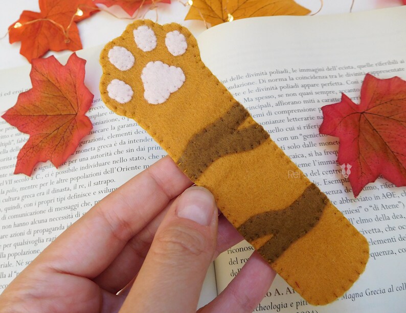 Felt Cat Paw Cute Bookmark Gift Idea for Book Reader Pet - Etsy