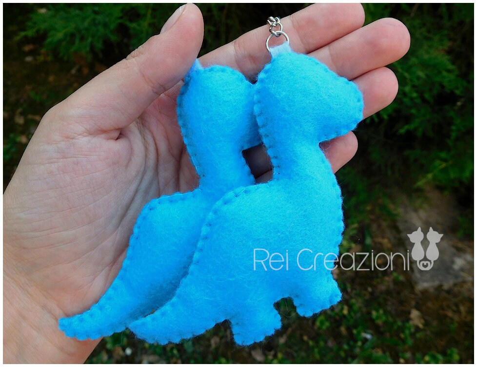 Felt Dinosaur Brachiosaurus Triceratops Keychain | Etsy