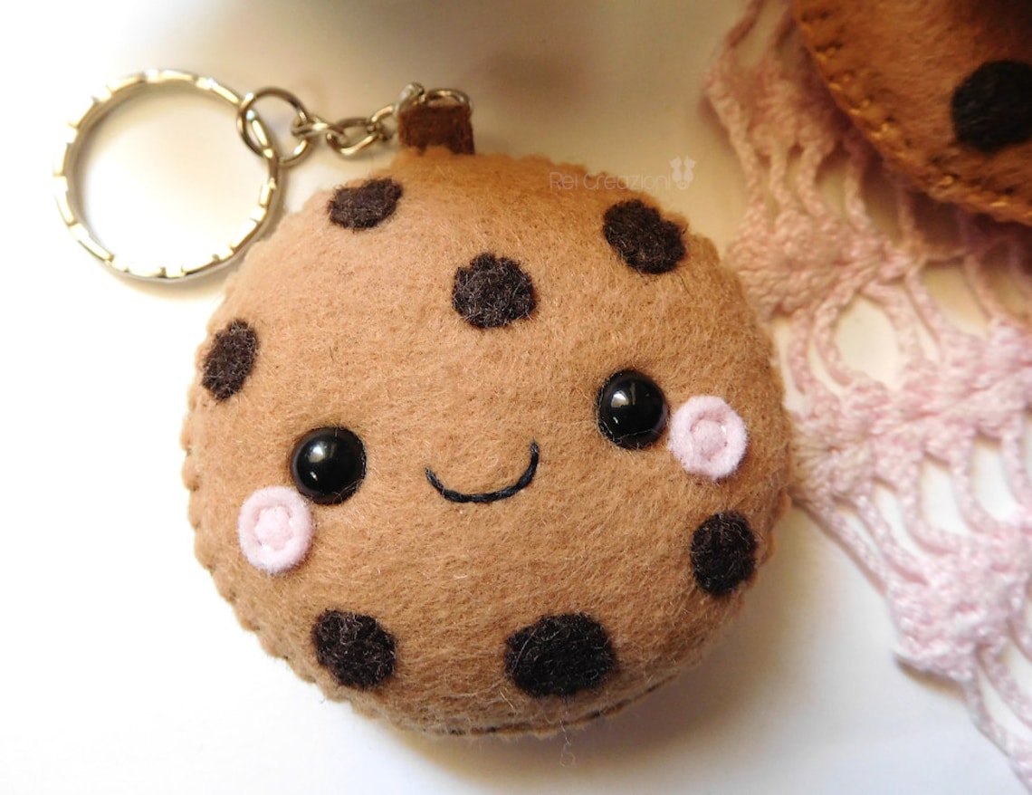 Felt Kawaii Chocolate Chip Cookie Keychain - Etsy
