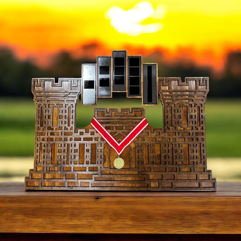 De Fleury Medal Display | Custom Army Engineer Award | Military ...
