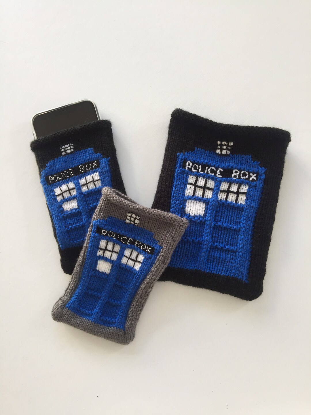 Blue Police Call Box Phone Cover / E-reader Case. Knitting Pattern PDF ...