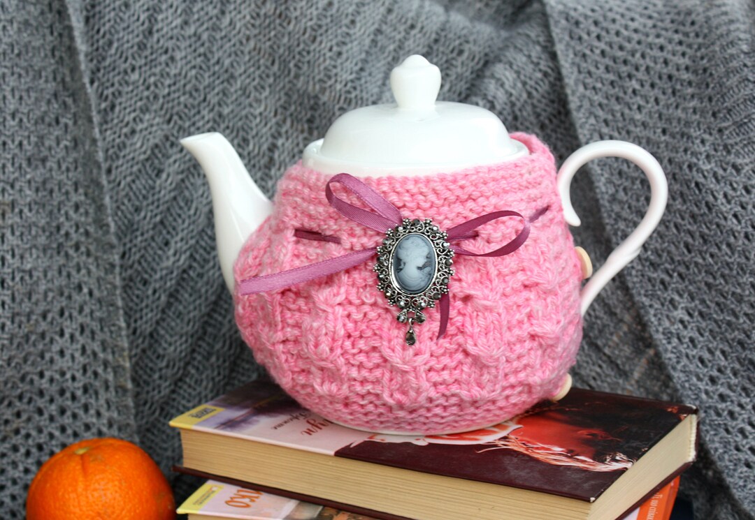Knited Teapot Cover With Brooch, Pink Tea Cozy With Teapot, Vintage ...