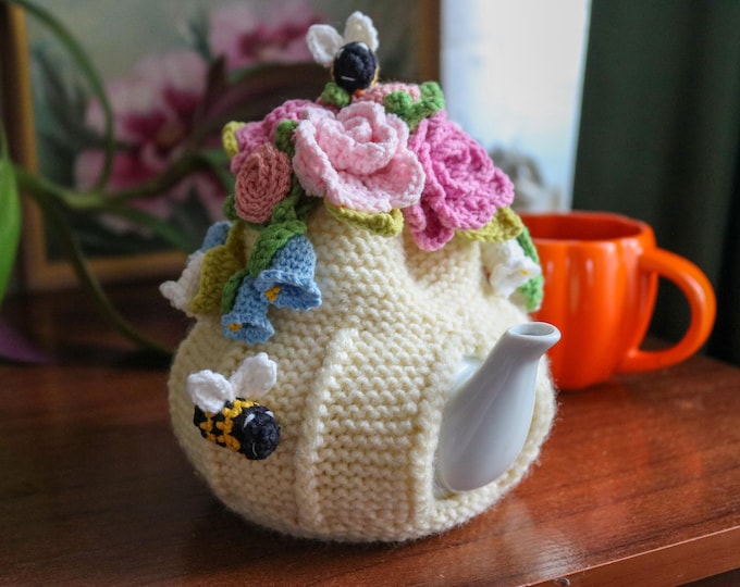 Tea Cozy With Roses for Small Teapot, Bells and Bees, Spring Tea, Small ...