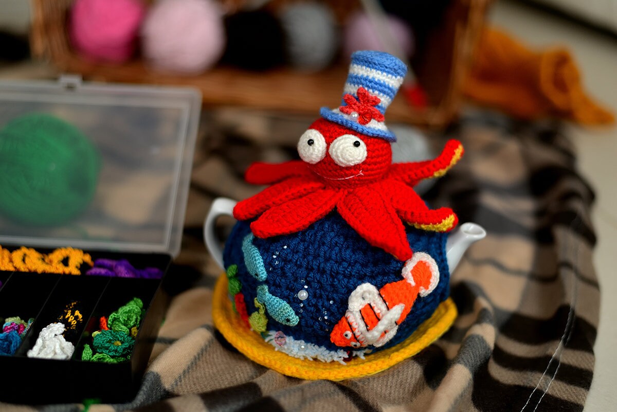 Nautical tea cover for small teapot Crochet tea cozy red | Etsy