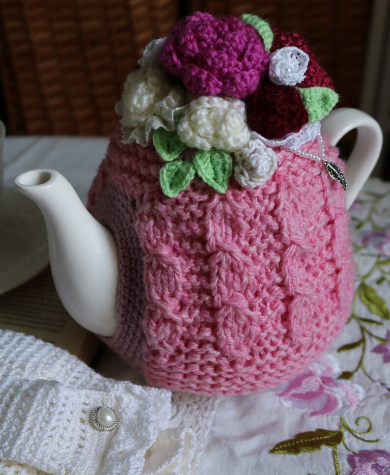 Tea Cozy in Vintage Style, Large Teapot, Afternoon Tea, Kitchen Decor ...