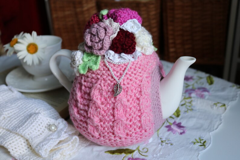 Tea Cozy in Vintage Style, Large Teapot, Afternoon Tea, Kitchen Decor ...