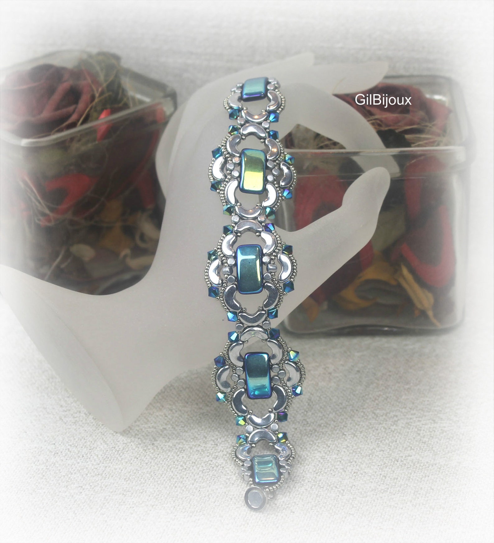 DIY Beading Tutorial Bracelet With Arcos Par Puca and Carrier - Etsy UK