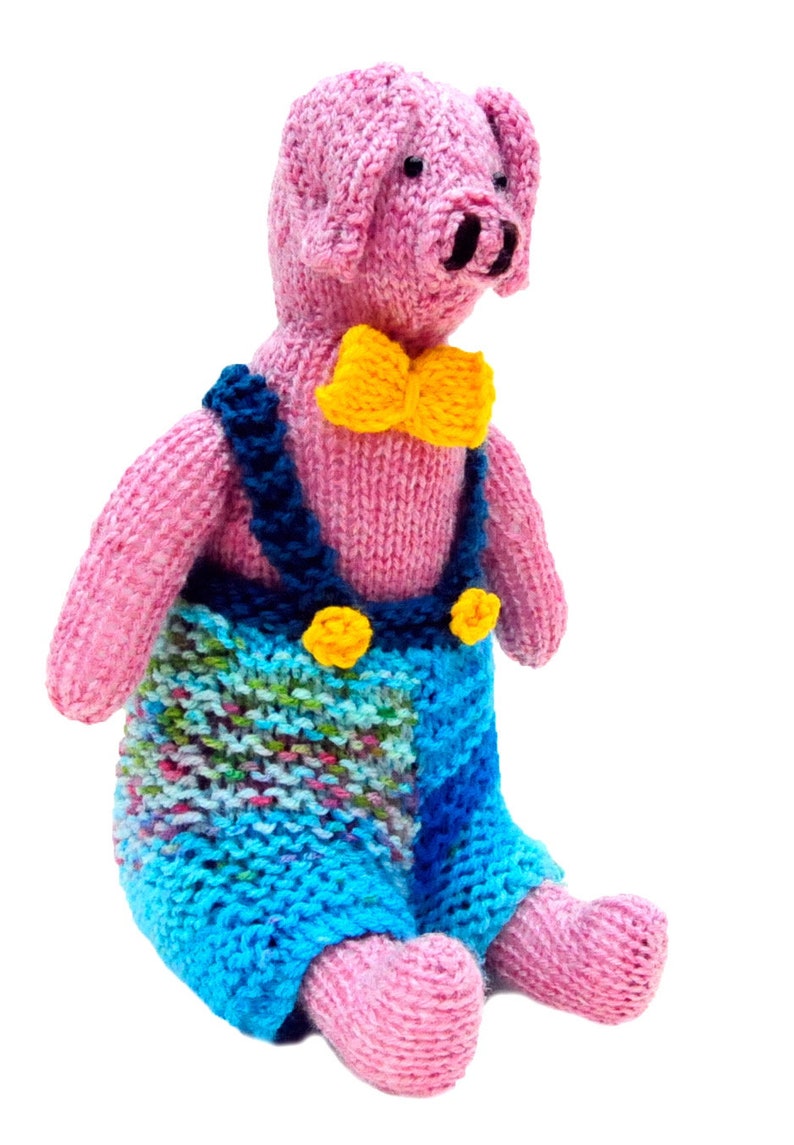 Pig Hamlet PDF Knitting Pattern Pig Sty Pig Hat and Scarf - Etsy UK
