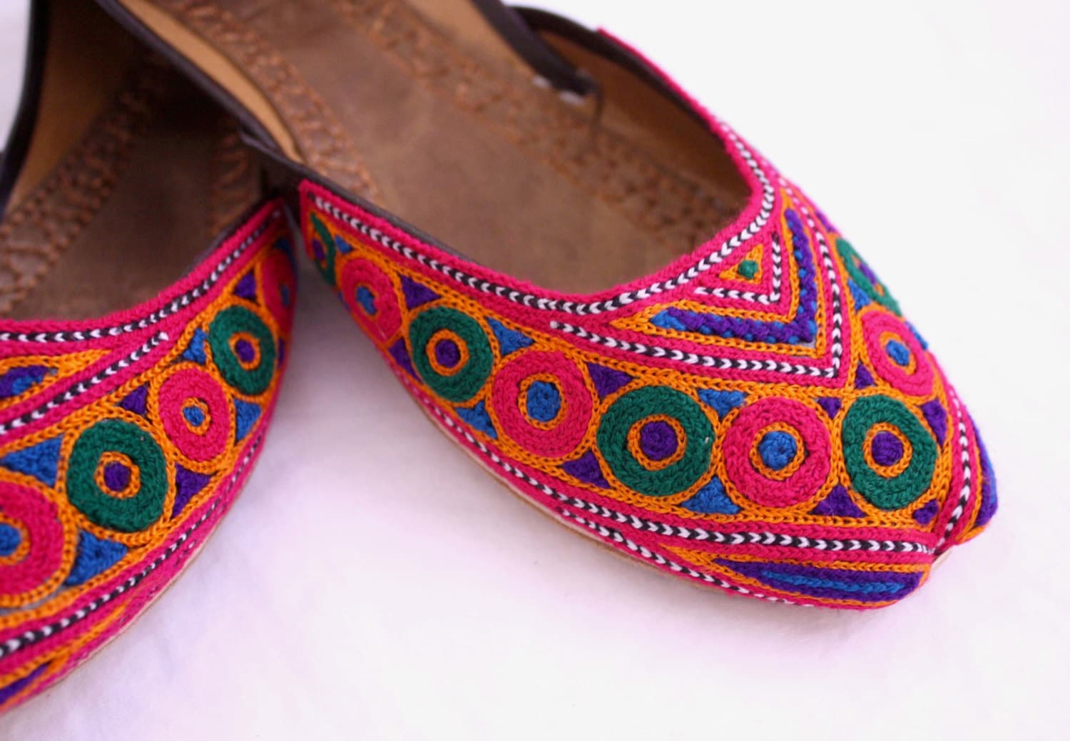 Colourful Traditional Indian Embroidered Leather Flat Shoes - Etsy