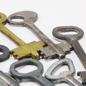 Iron Keys Skeleton Keys Door Primitive Keys Steampunk Parts Industrial ...