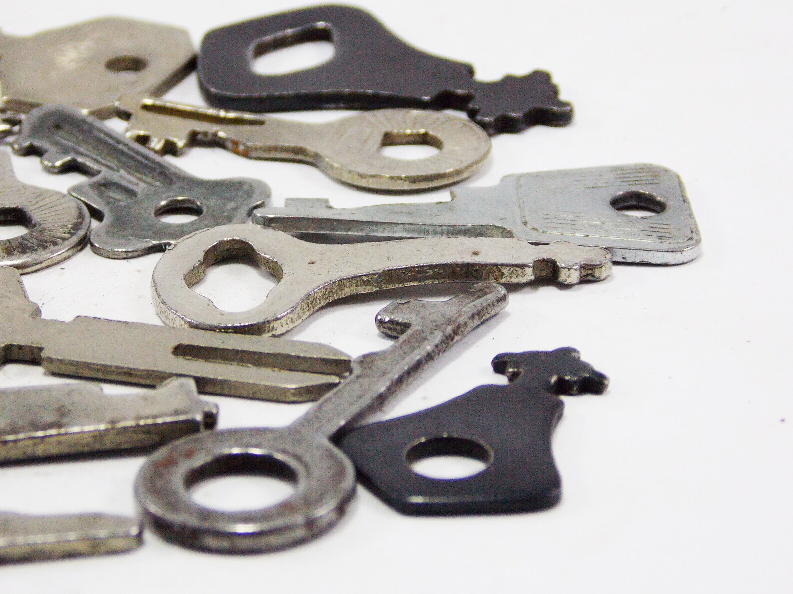 Skeleton Keys Metal Keys Supplies Wedding Decor Steampunk Parts ...