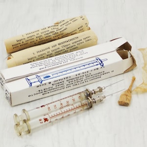 Antique Medical Glass Syringe Medical Injection Instrument Medical ...