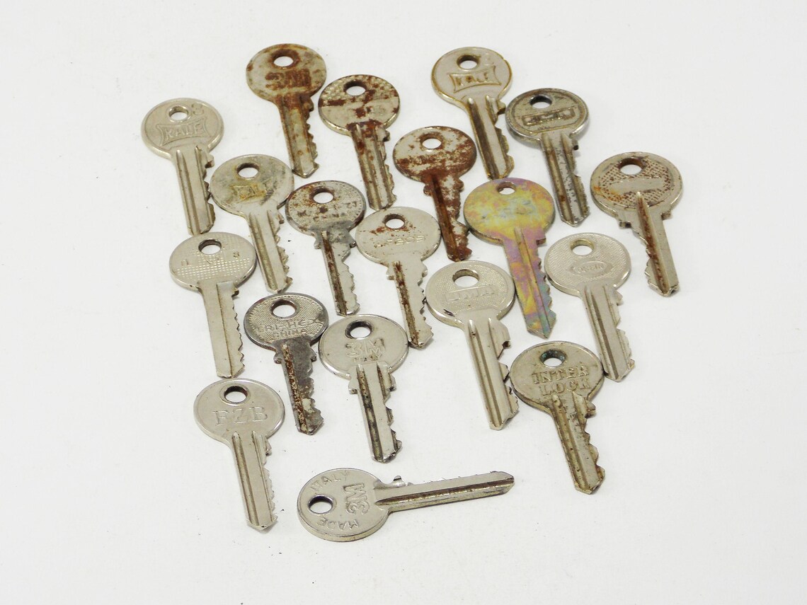 Skeleton Keys Steampunk Decor Pendant Jewelry Supplies Small Keys Iron ...