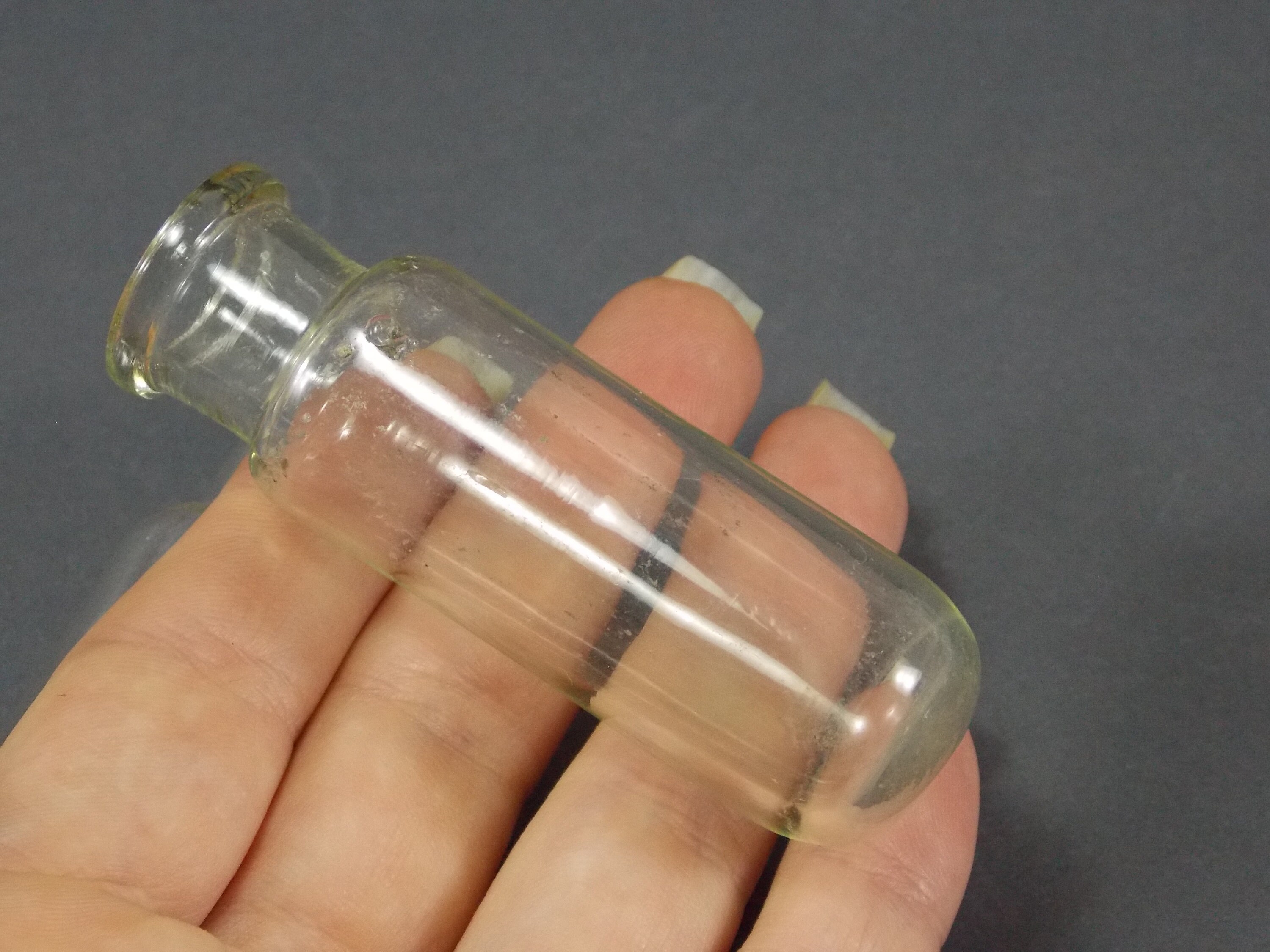 Collectible Bottles Medical Glass Bottles Clear Jars Laboratory Tools ...
