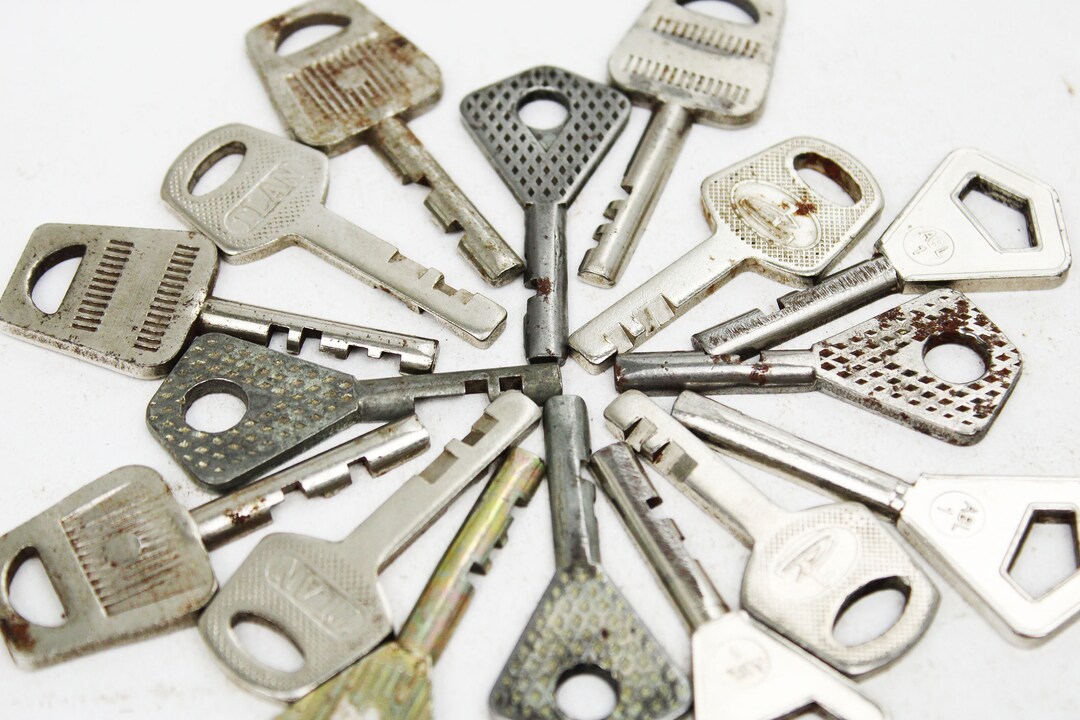 Skeleton Keys Steampunk Findings Keys Decorative Necklace Jewelry ...