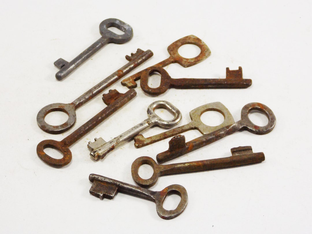 Metal Keys Steampunk Jewelry Supplies Door Keys Skeleton Keys Steampunk ...