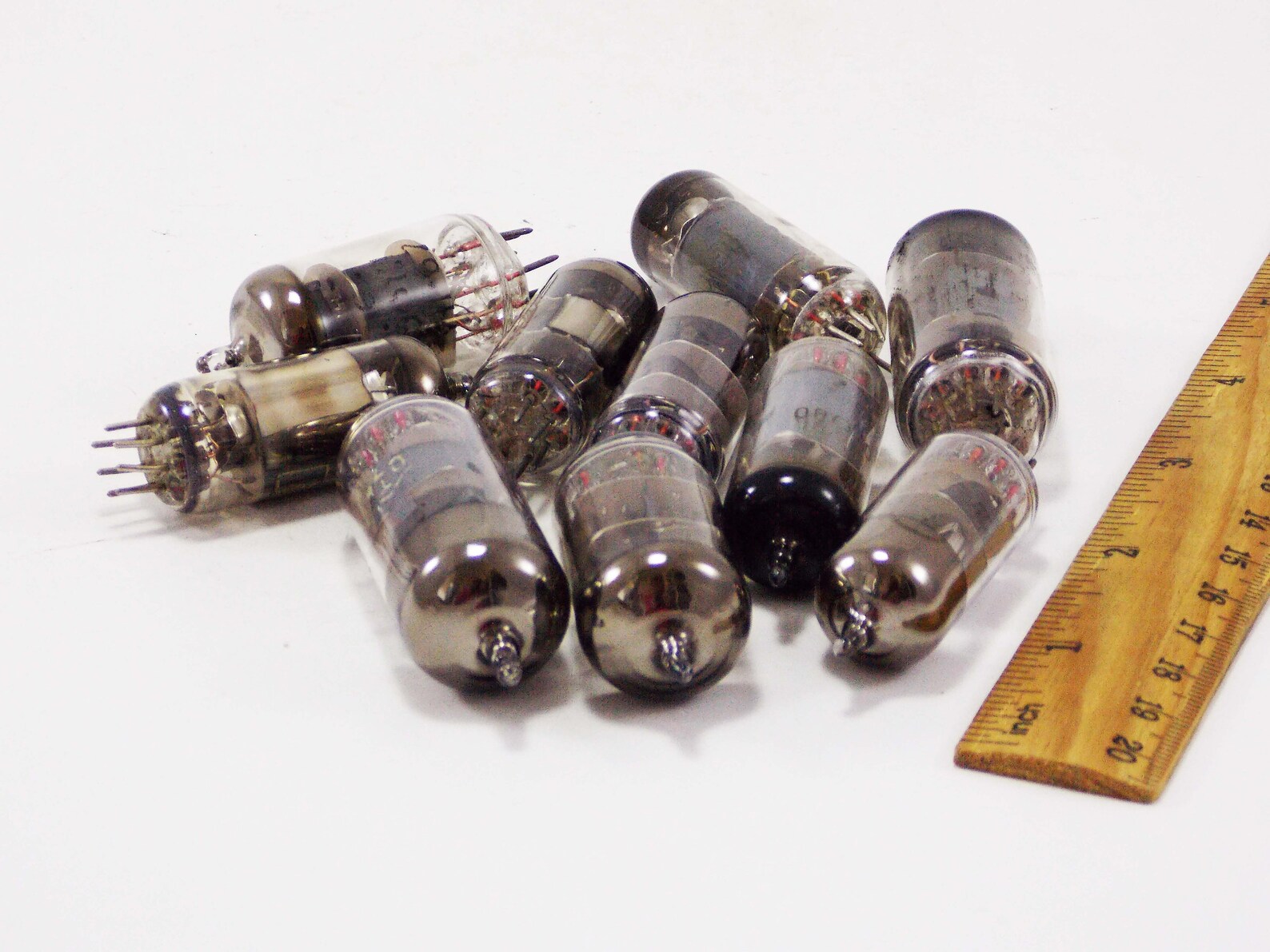 Electronics Radio Lamp Vacuum Tubes Steampunk Box Jewelry Supplies ...