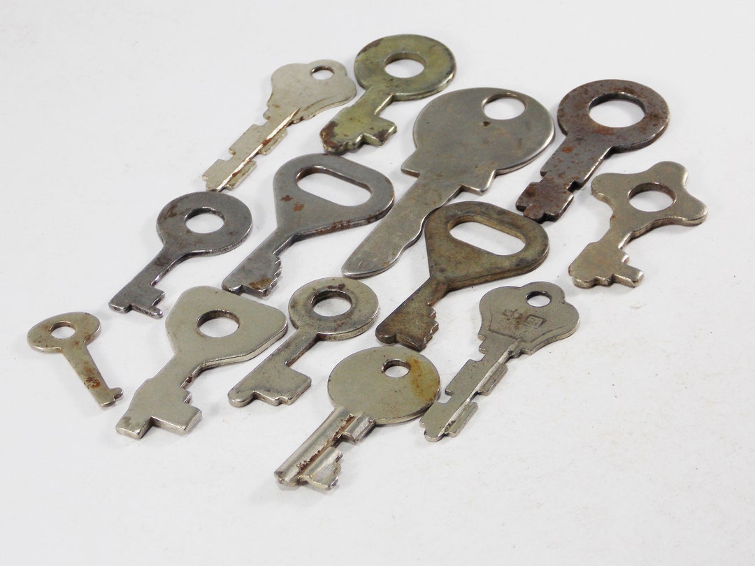 Skeleton Keys Small Keys Steampunk Parts Antique Keys Rare Keys House ...