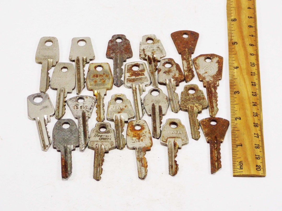 Skeleton Keys Steampunk Ideas Metal Keys Unique Decor Keys 50 Mm Old Keys Primitive Keys Bulk ...