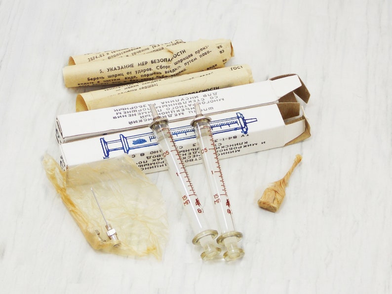 Antique Medical Glass Syringe Medical Injection Instrument | Etsy