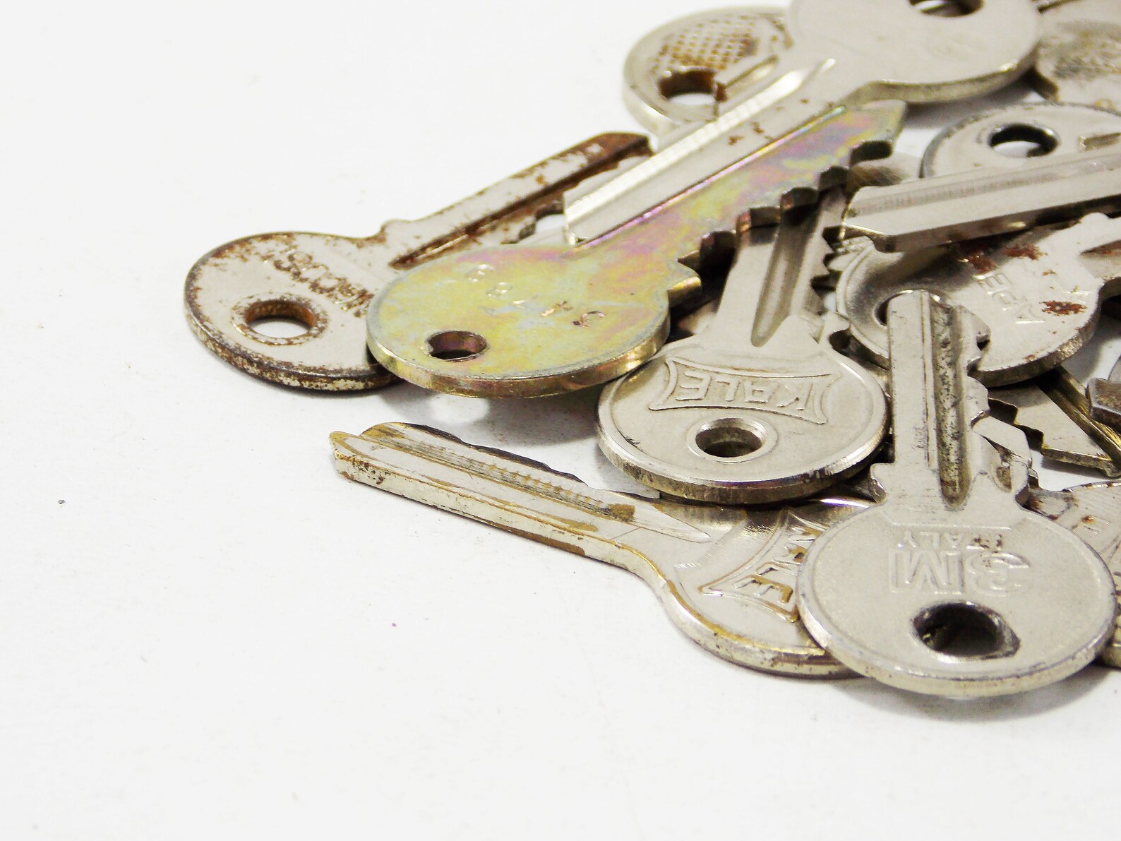 Skeleton Keys Steampunk Decor Pendant Jewelry Supplies Small Keys Iron ...